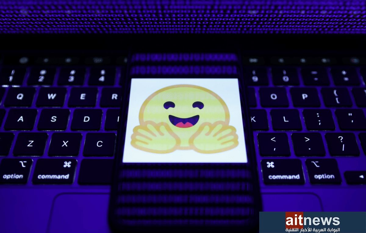 Hugging Face تنافس OpenAI على اهتمام العملاء